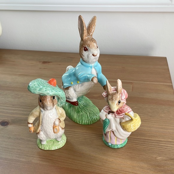 beatrix potter | Accents | Lot Of 3 Peter Rabbit Figurines | Poshmark